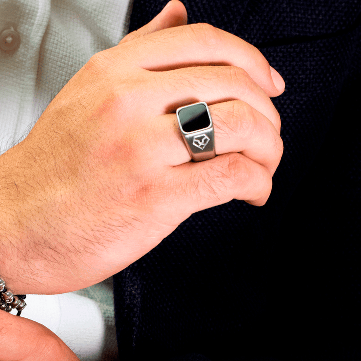 Genesis Ring – D A T E G A